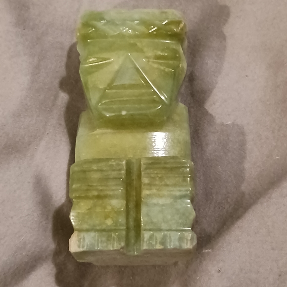 Source Unknown | Accents | Vintage Jaded Statue | Poshmark